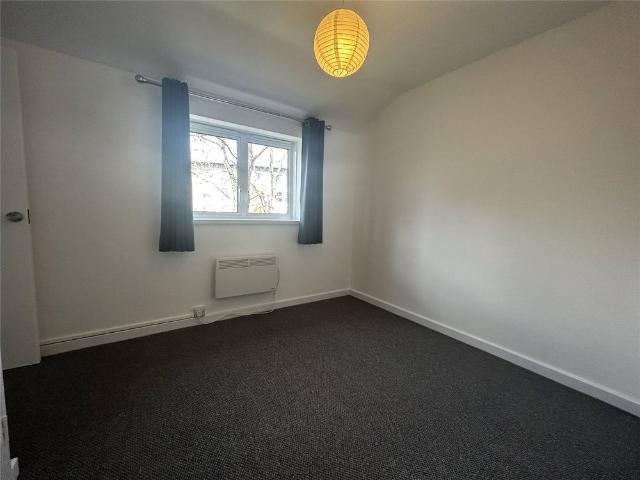 1 bedroom Flat in Mount Pleasant, Bracknell