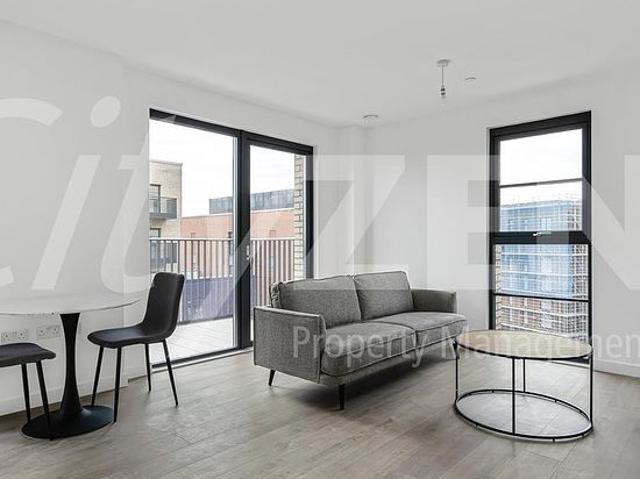 1 bedroom flat in New Malden