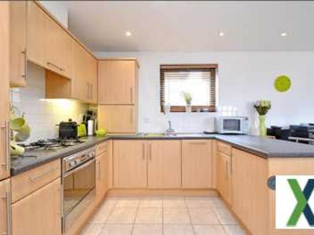 1 bedroom flat in Ocean Wharf, London, E14 1 bed #2462193