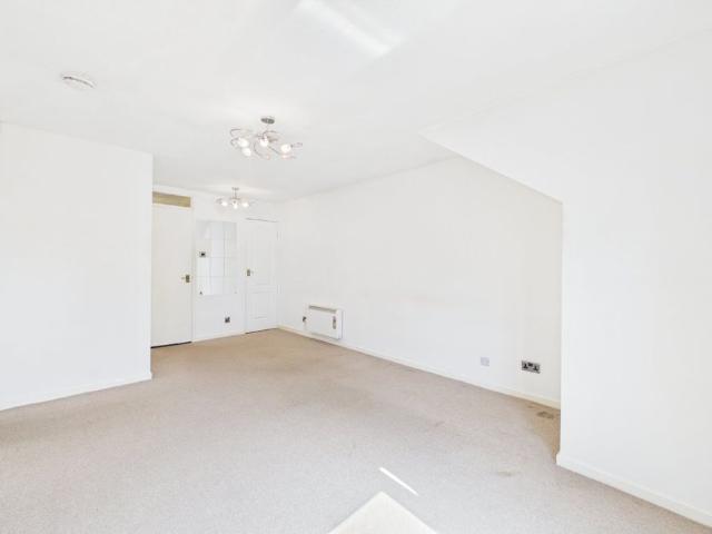 1 bedroom Flat in Queen Victoria House, Wokingham