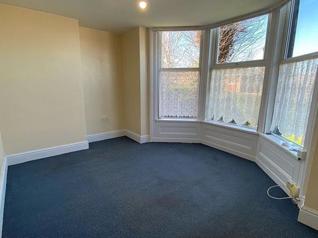1 bedroom flat in Rotherham