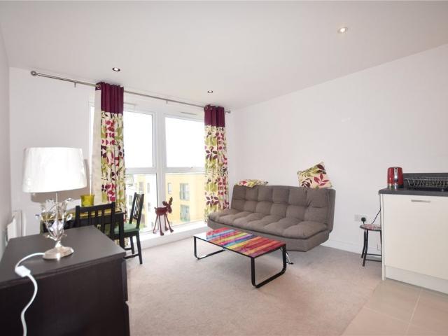 1 bedroom Flat in Skylark House, Reading