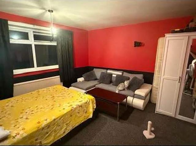 1 bedroom flat in Sheffield