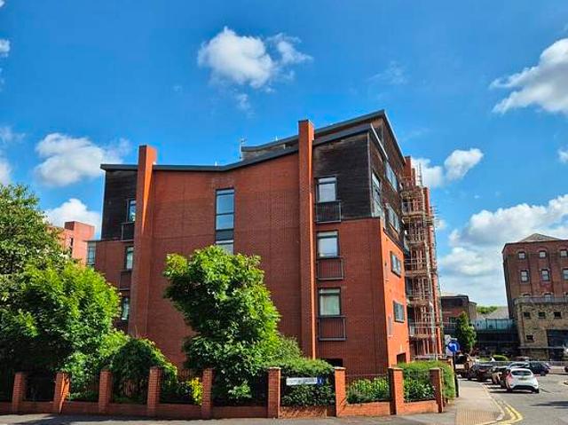1 bedroom flat in Sheffield