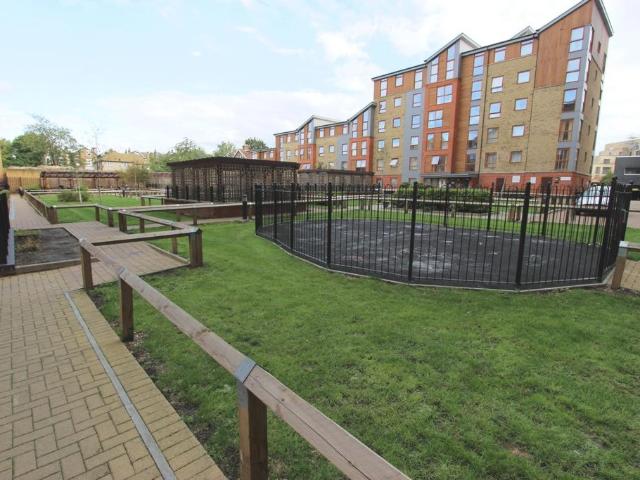 1 Bedroom Flat Let in Croydon