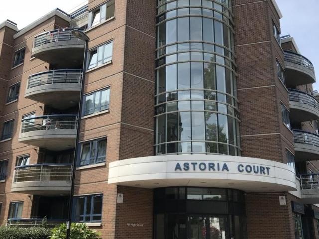 1 Bedroom Flat Let in Purley