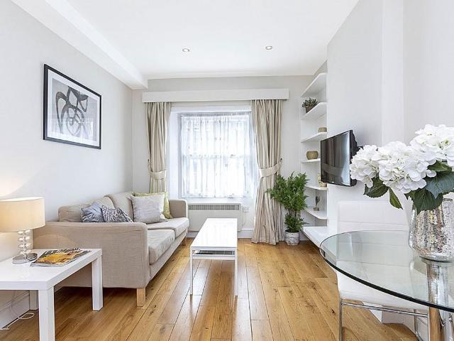 1 Bedroom Flat, Queensway, W2