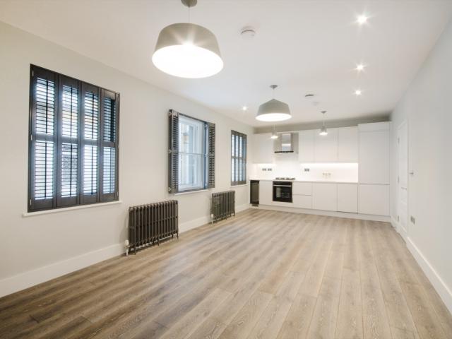 1 Bedroom Apartment, Rupert Court, London, Soho, W1D, London 64447