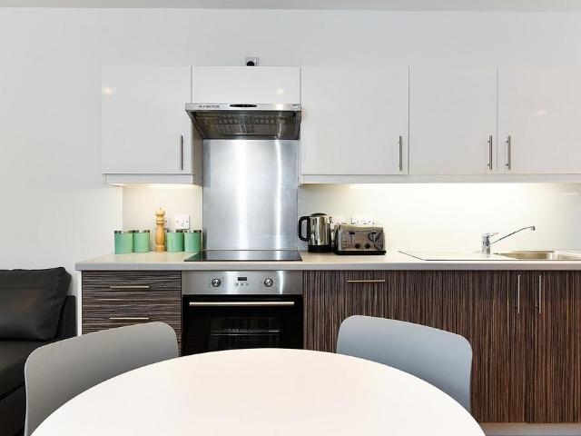 1 bedroom flat share to rent