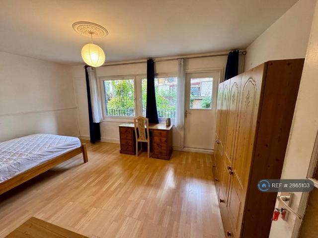 1 bedroom flat share to rent