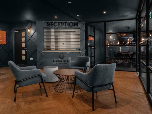 1 bedroom flat share to rent