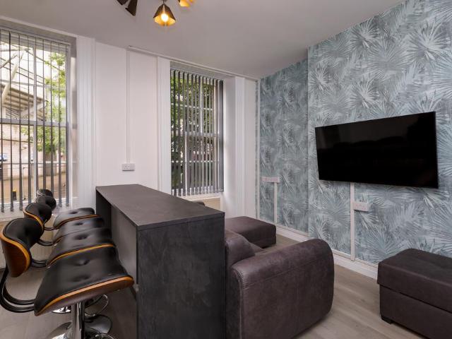 1 bedroom flat share to rent