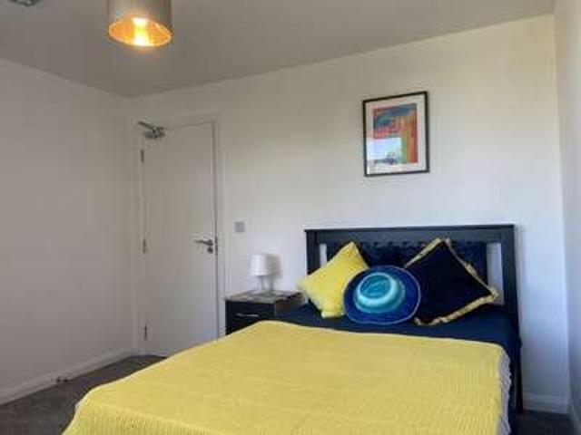 1 bedroom flat share to rent
