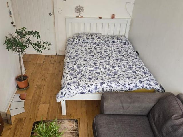 1 bedroom flat share to rent