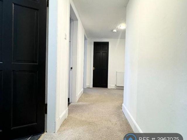 1 bedroom flat share to rent