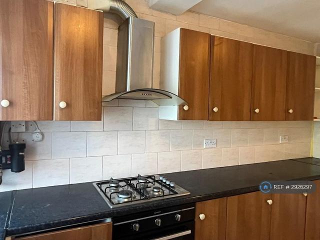 1 bedroom flat share to rent