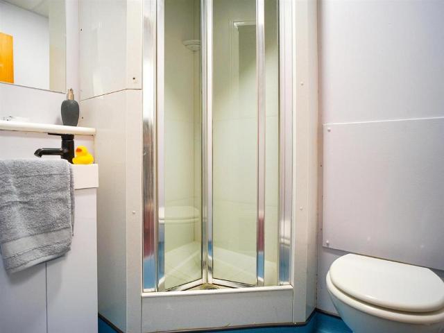 1 bedroom flat share to rent
