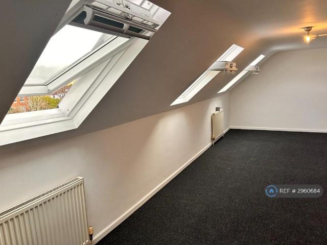 1 bedroom flat share to rent