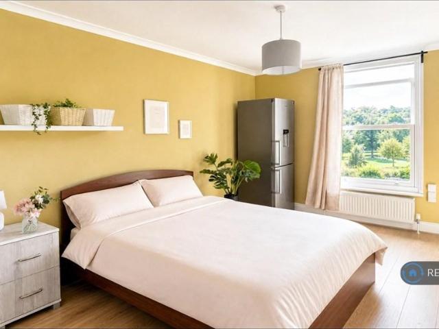 1 bedroom flat share to rent