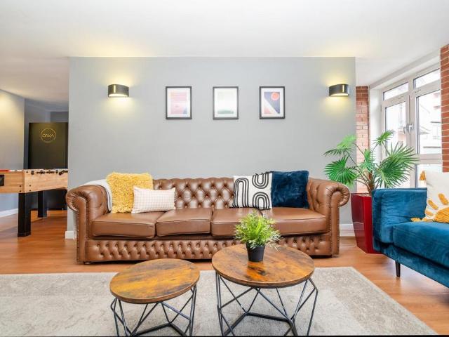 1 bedroom flat share to rent