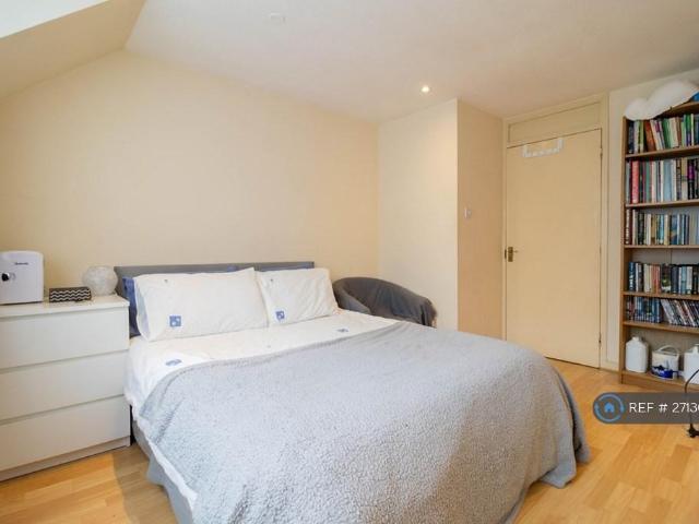 1 bedroom flat share to rent