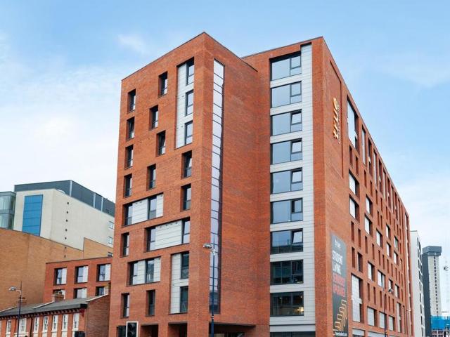 1 bedroom flat share to rent