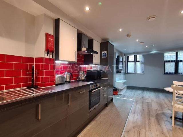 1 bedroom flat share to rent