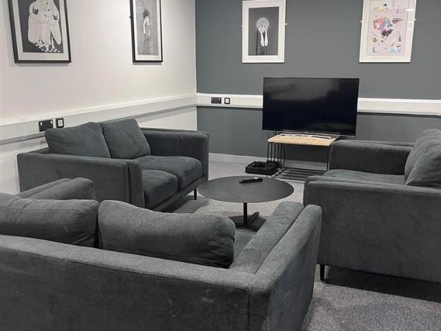 1 bedroom flat share to rent