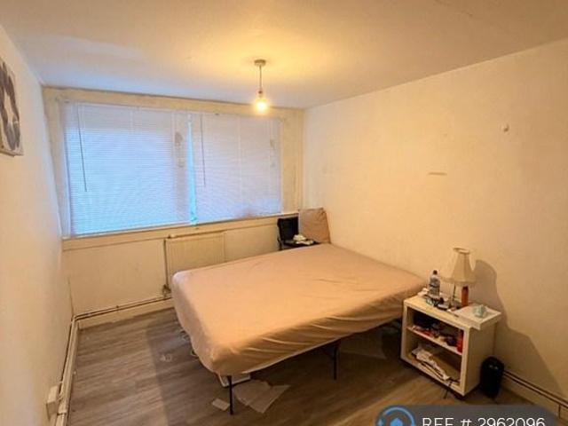 1 bedroom flat share to rent