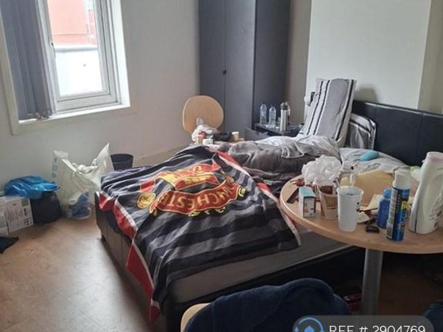 1 bedroom flat share to rent