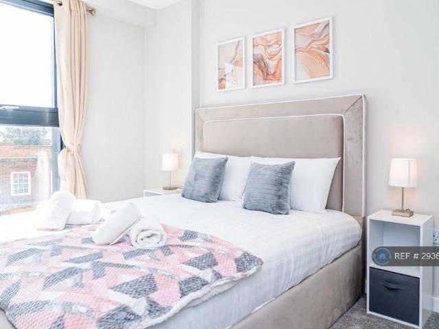 1 bedroom flat share to rent