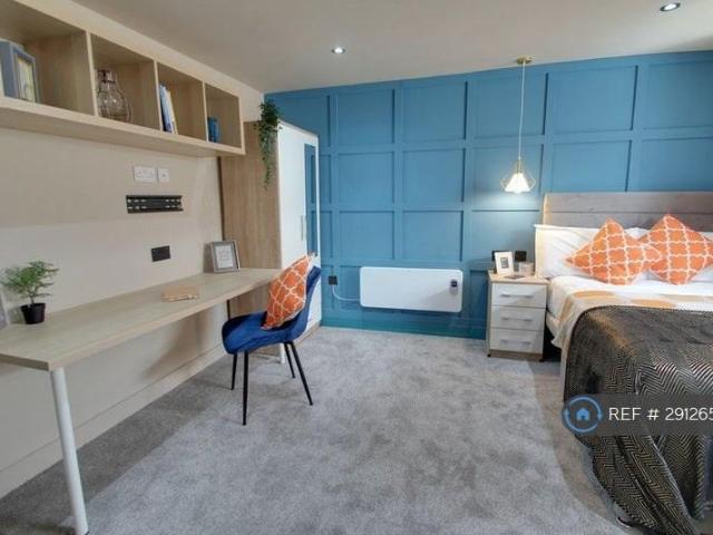 1 bedroom flat share to rent