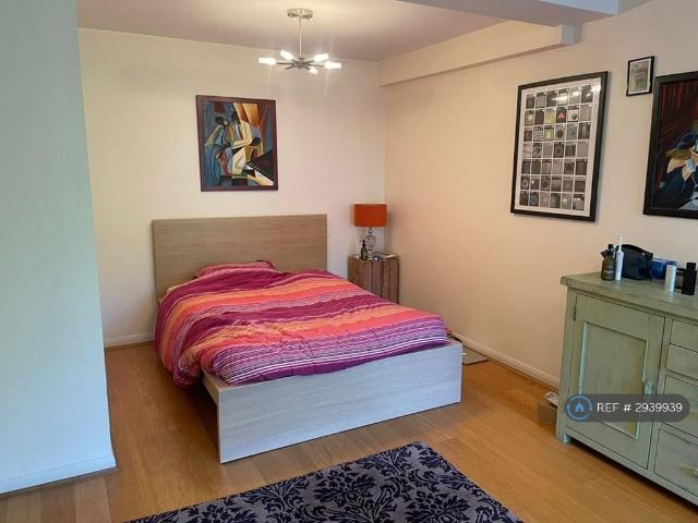 1 bedroom flat share to rent