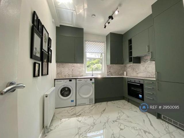 1 bedroom flat share to rent