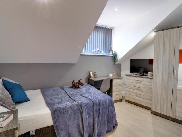 1 bedroom flat share to rent