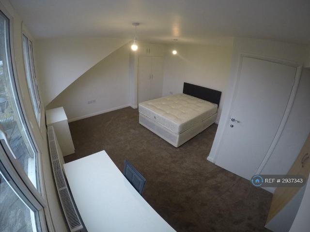 1 bedroom flat share to rent