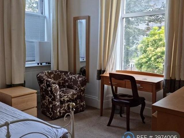 1 bedroom flat share to rent
