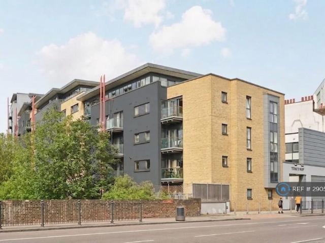 1 bedroom flat share to rent