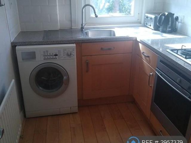 1 bedroom flat share to rent