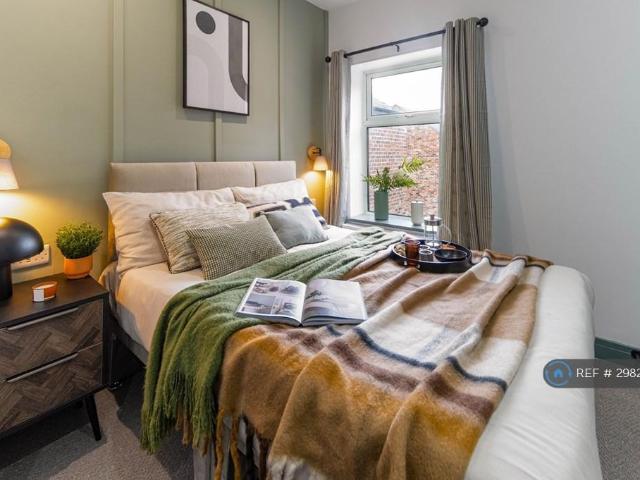 1 bedroom flat share to rent