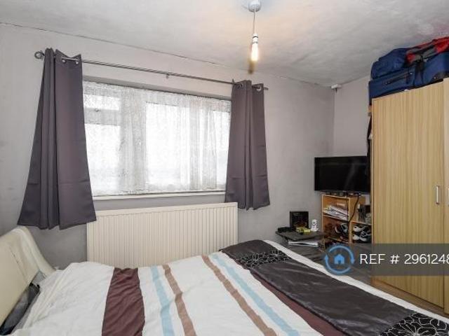 1 bedroom flat share to rent