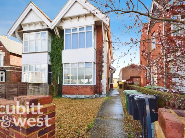 1 bedroom flat share to rent