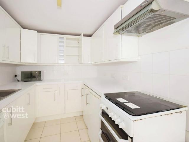 1 bedroom flat share to rent