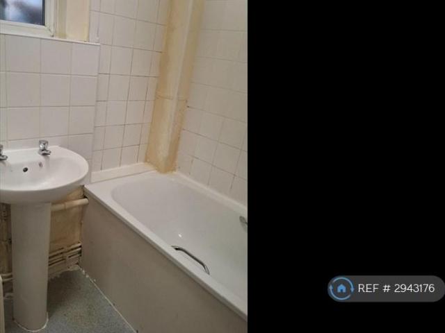 1 bedroom flat share to rent