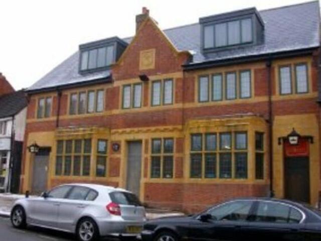 1 Bedroom Flat Share For Rent In 120 Fargosford Street