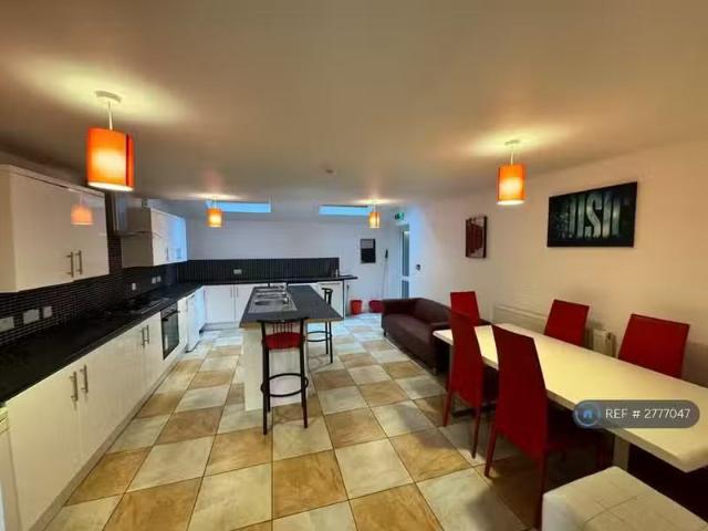 1 bedroom flat share for rent in Wells Court, Coventry, CV5