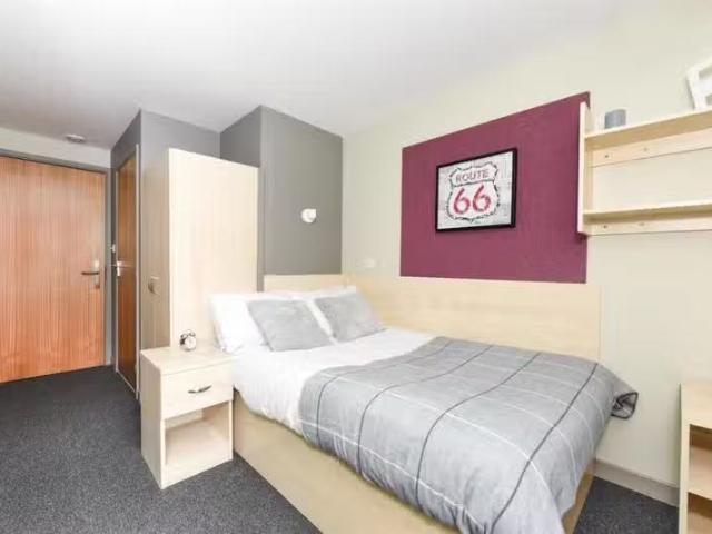 1 bedroom flat share for rent in Aberdeen Student September.