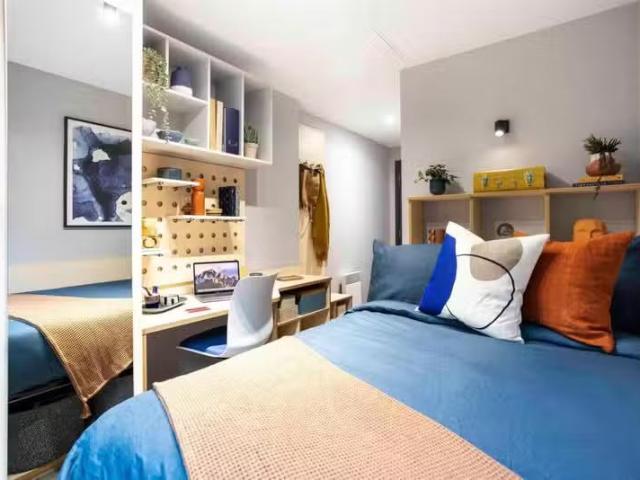 1 bedroom flat share for rent in Belfast Student September.
