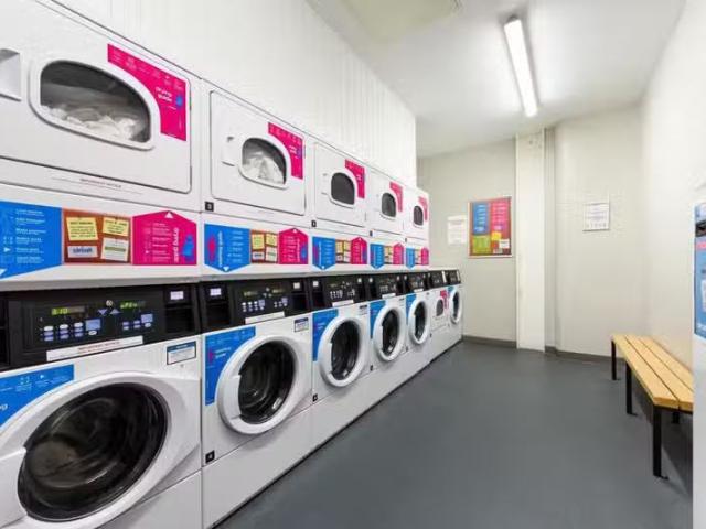 1 bedroom flat share for rent in Belfast Student September.