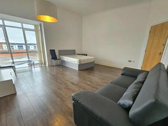 1 Bedroom Flat Share For Rent In Birmingham